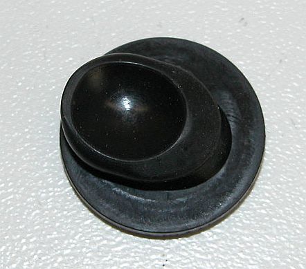 Verschlussstopfen für Luftfilterkasten-1372802